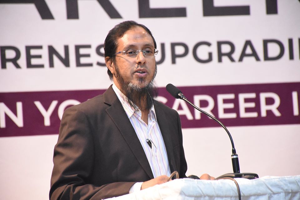 College of Banking & Finance | Home